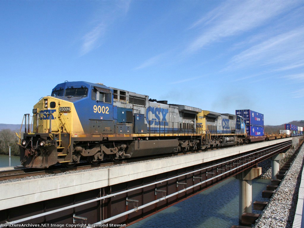 CSX 9002